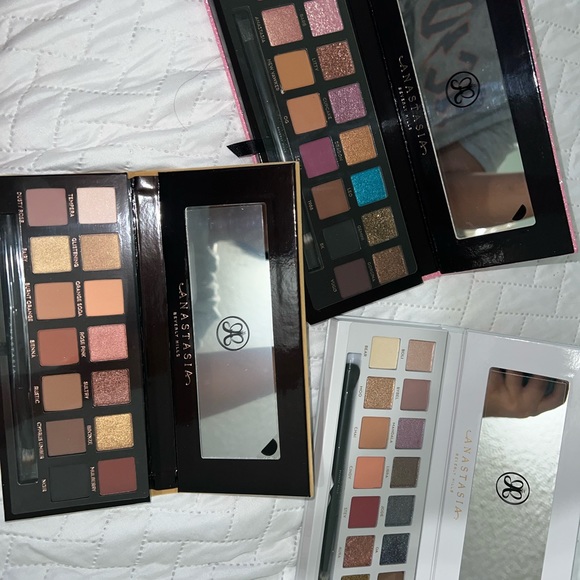 Anastasia Beverly Hills | Makeup | Eye Shadow Pallets | Poshmark